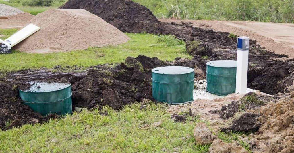 Depth of Leach Lines: How Deep Are They Buried? - craftingwithconcrete.com