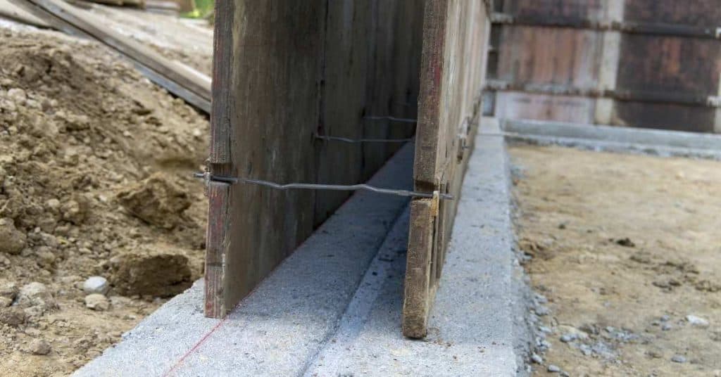Pros & Cons of Spread Footing Foundations - craftingwithconcrete.com