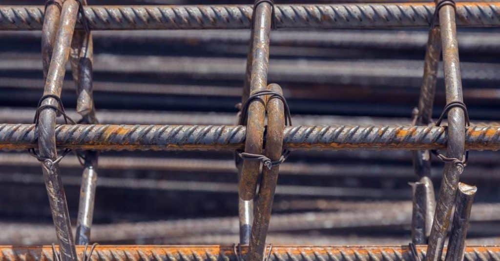 Optimal Spacing of Rebar for Stronger Structures - craftingwithconcrete.com