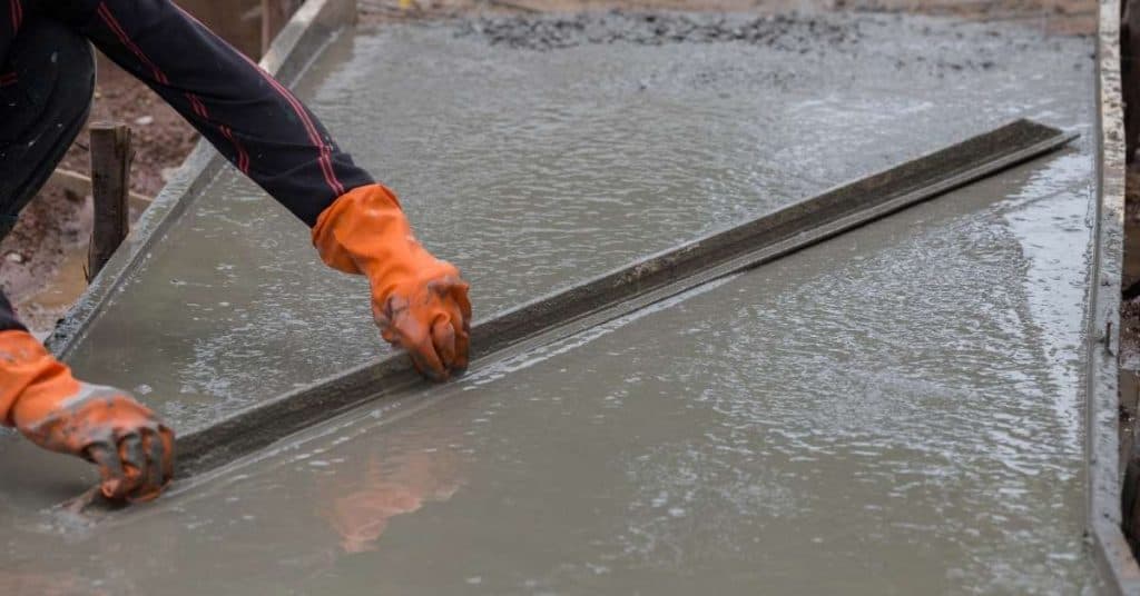 Understanding Screeds in Construction - craftingwithconcrete.com