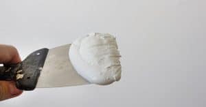 Reglaze a Window: Step-by-Step Guide - craftingwithconcrete.com