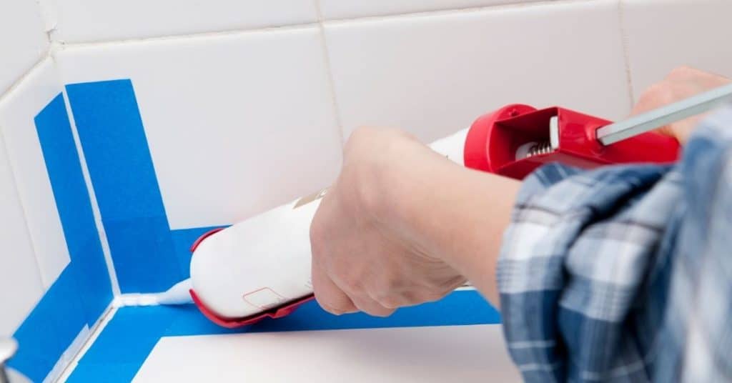 Perfectly Cut Caulk Tips: A Step-by-Step Guide - craftingwithconcrete.com