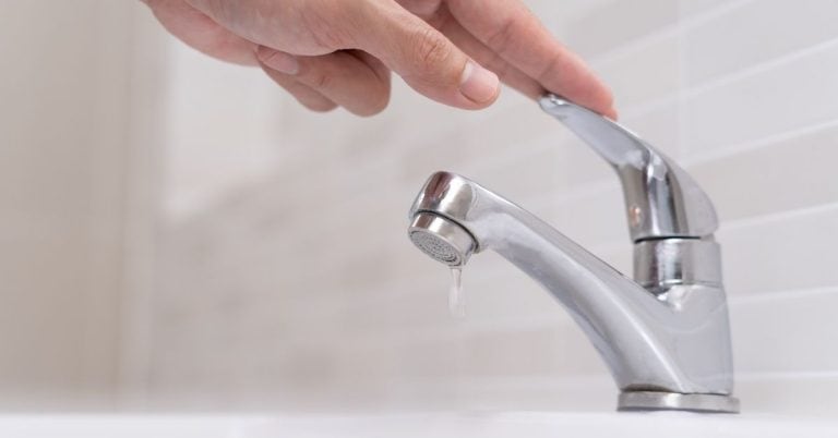Turn Off Water on Vacation? Essential Tips - craftingwithconcrete.com