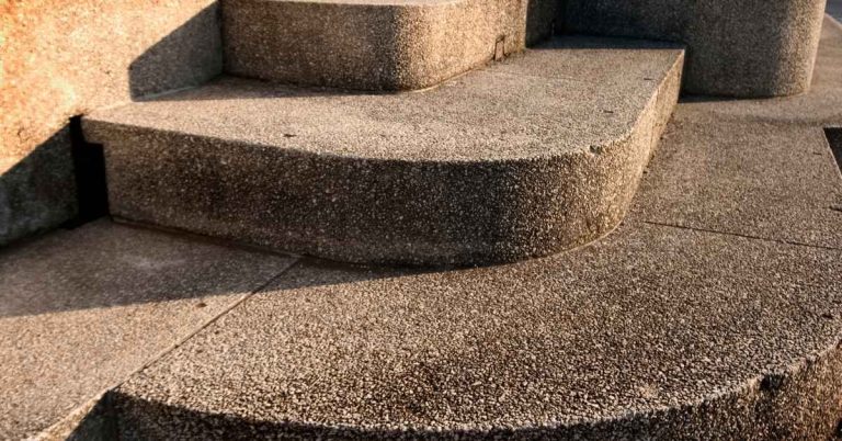 Forming a One-Piece Concrete Step & Landing - craftingwithconcrete.com