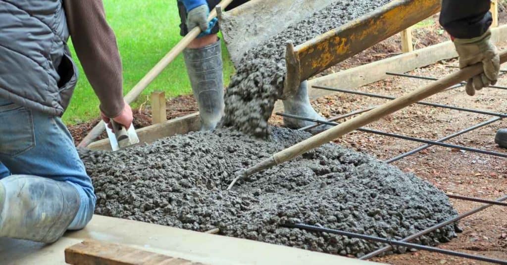 Laying Rebar Grid for Concrete Patio: Step-by-Step ...