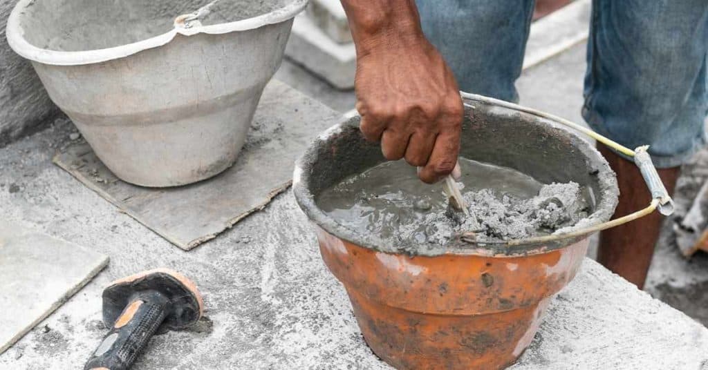 Hand-Mix Concrete for Small Repairs Easily - craftingwithconcrete.com