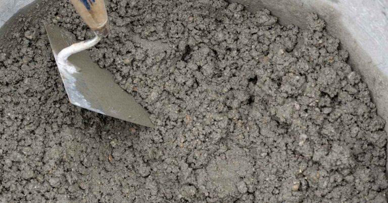 Replace Cracked Grout: Step-by-Step Guide - craftingwithconcrete.com