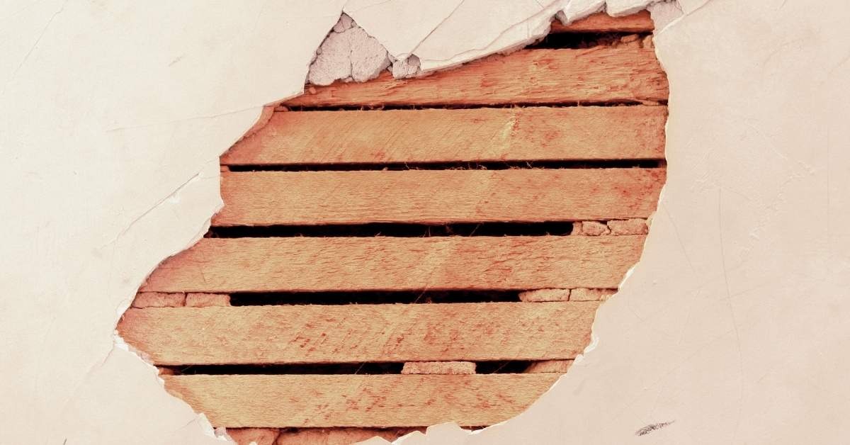 Loose Lath Under Plaster: Refasten vs Replace (a Practical Decision ...