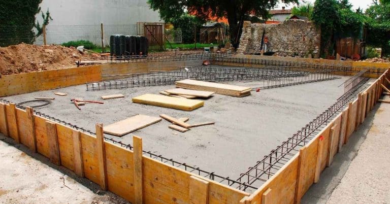 How to Build a Proper Gravel Base for a Concrete Slab (Compaction and ...