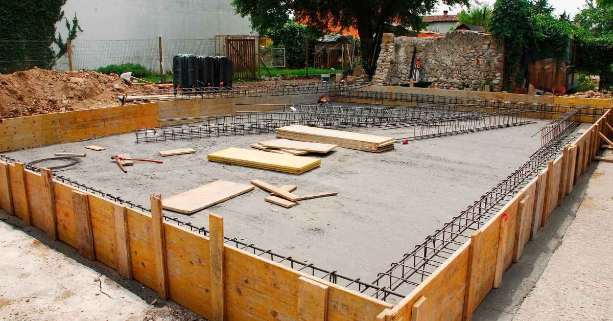 How to Build a Proper Gravel Base for a Concrete Slab (Compaction and ...