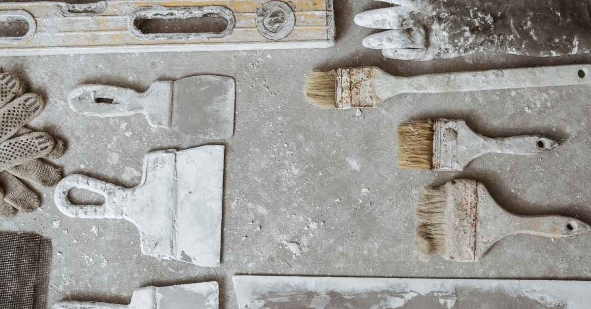 Plaster Repair on Curved Walls: Flexible Tools and How to Keep Profiles ...