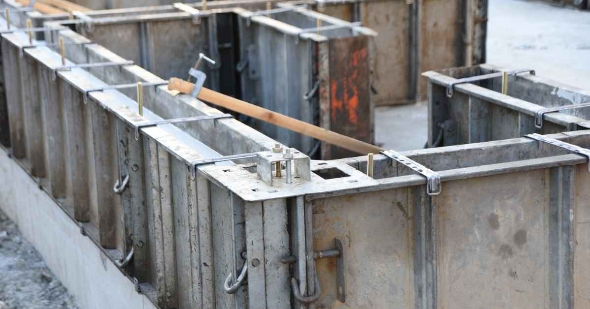 Concrete Formwork for Curves: Kerfing Plywood, Flexible Liners, and How ...