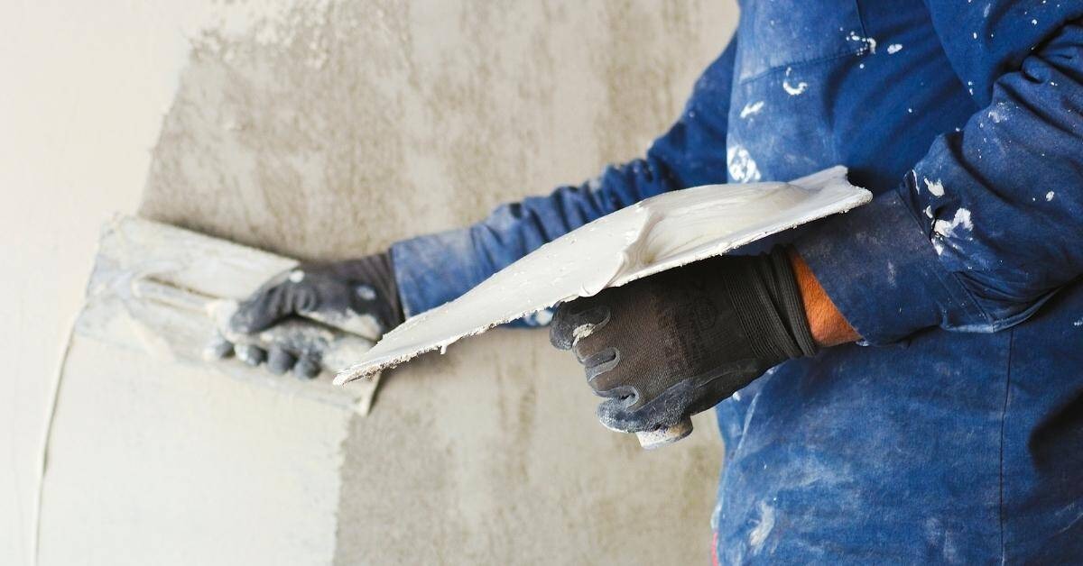 Plaster Baseboard Dings and Gouges: Fast Patch Options That Don’t ...