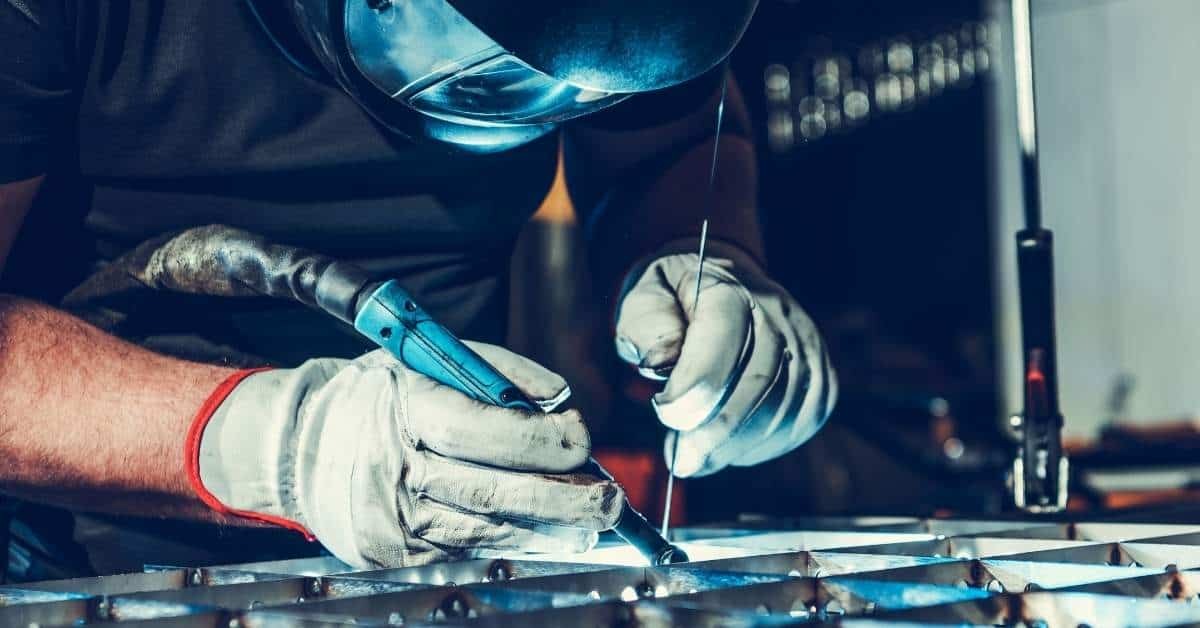 Paint Not Sticking to Metal: Surface Prep and Rust Control Basics ...