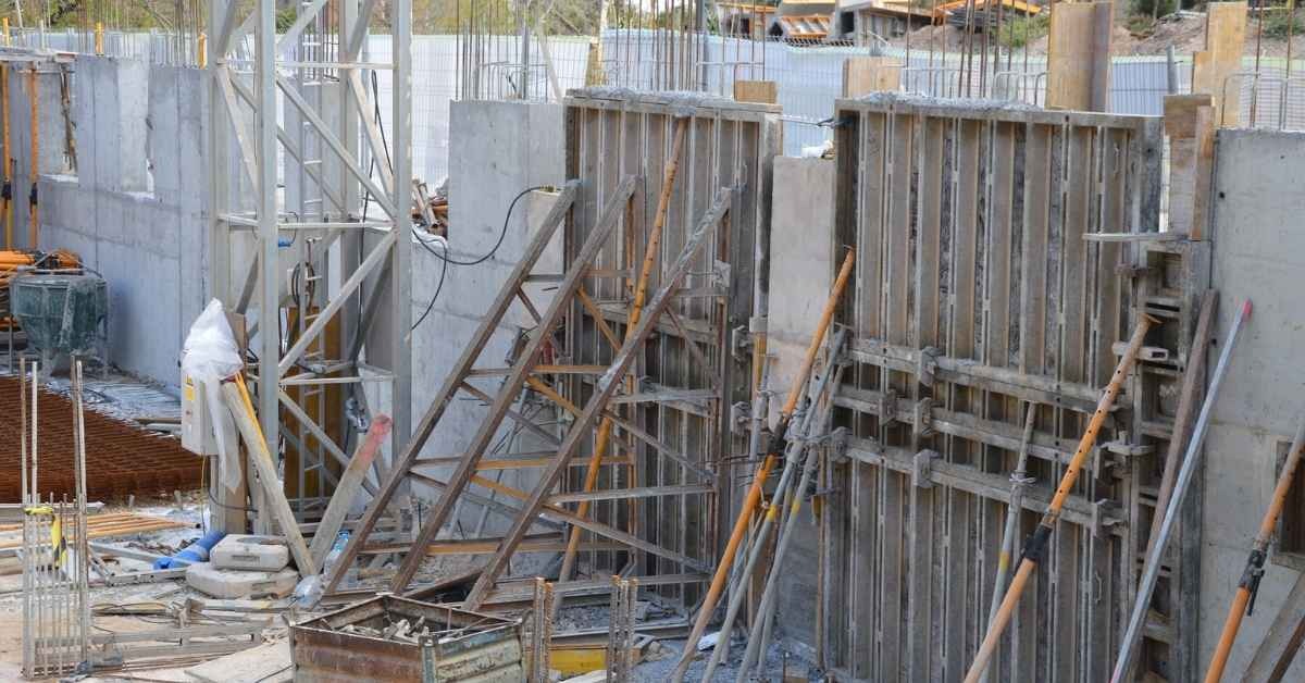 Concrete Formwork Bulge and Bow: Brace Spacing and Quick Checks Before ...